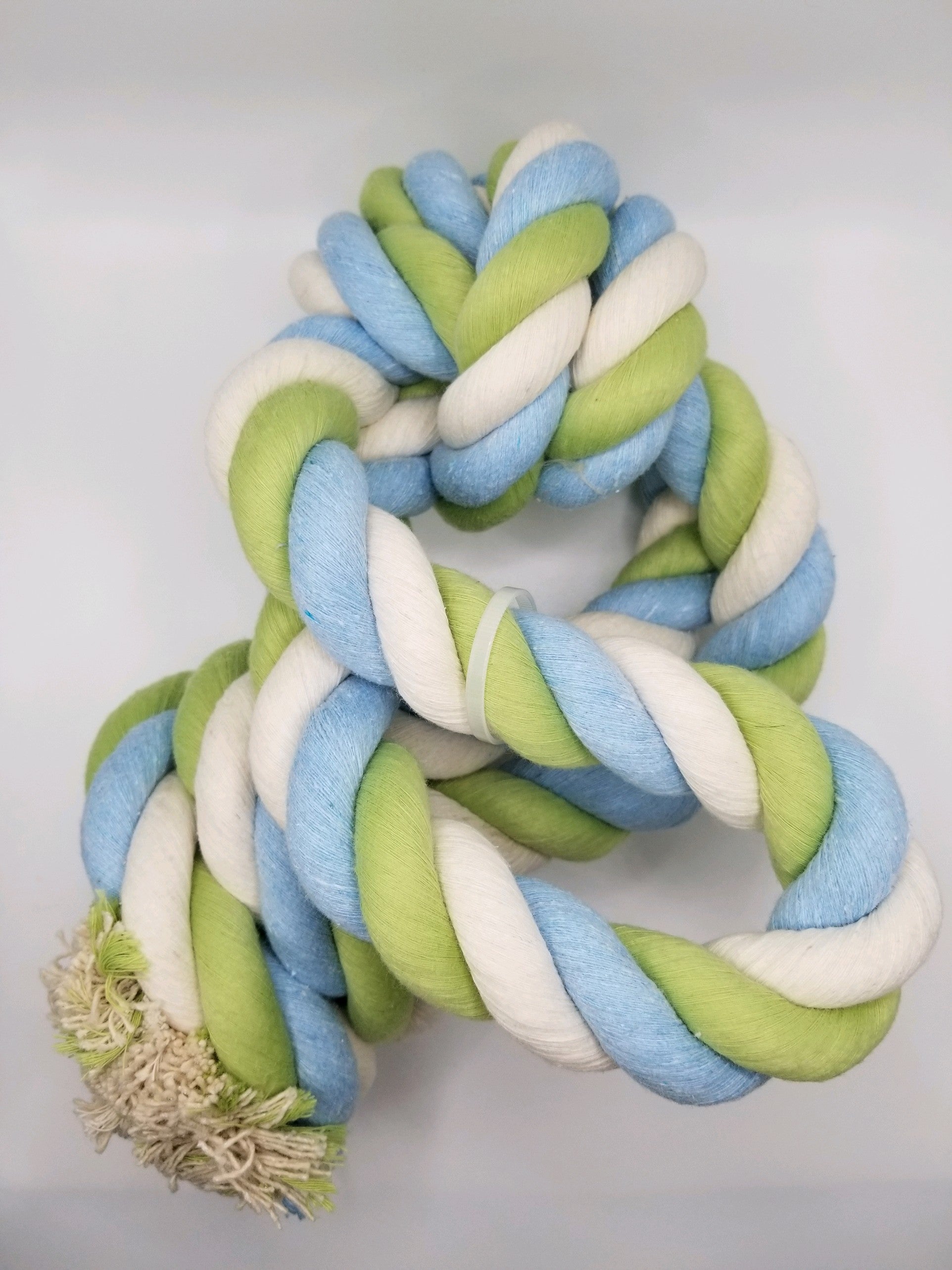 Super Weave Large Rope Toy – Maxxitreats
