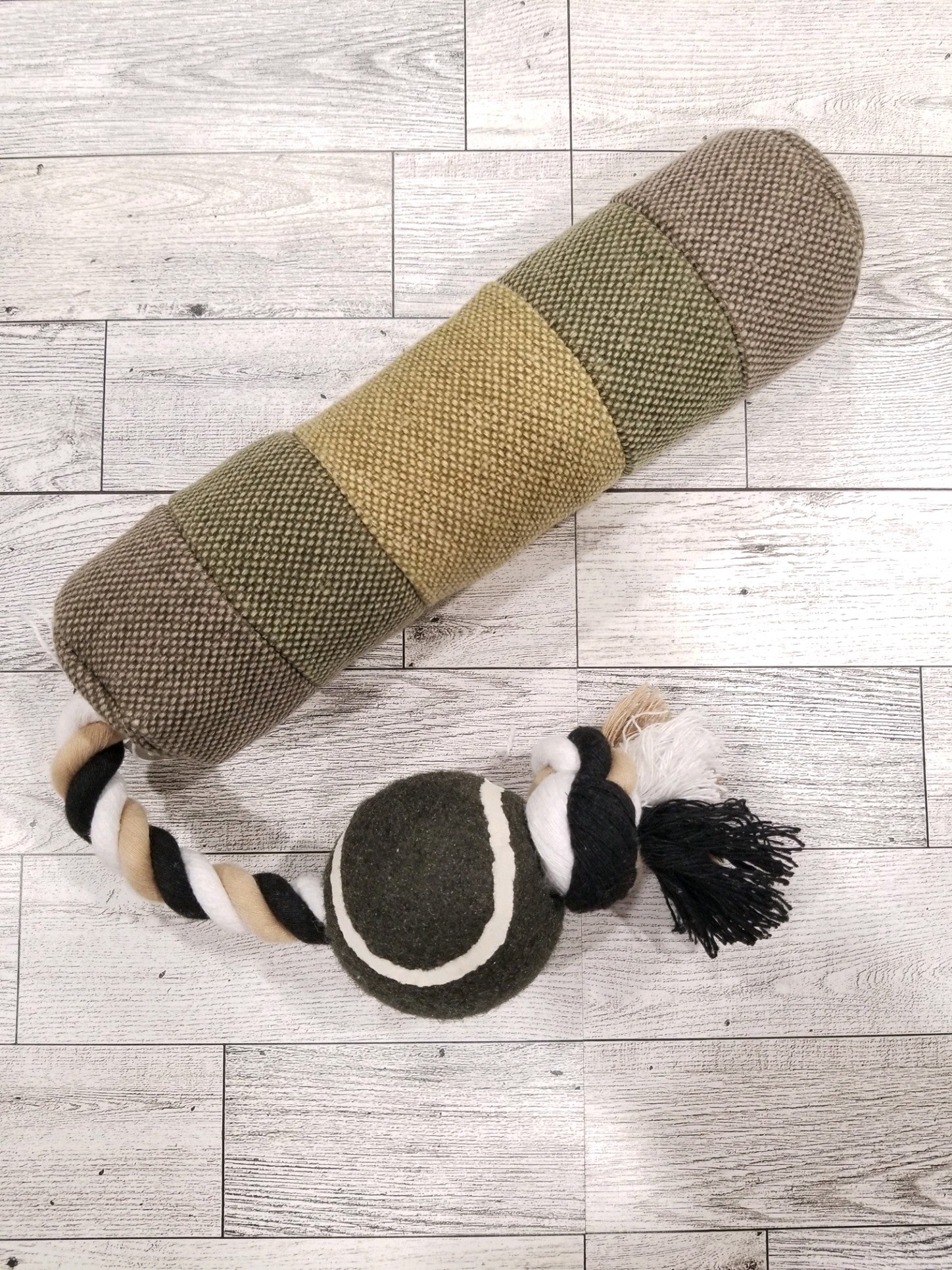Stick Ball Rope Toy – Maxxitreats